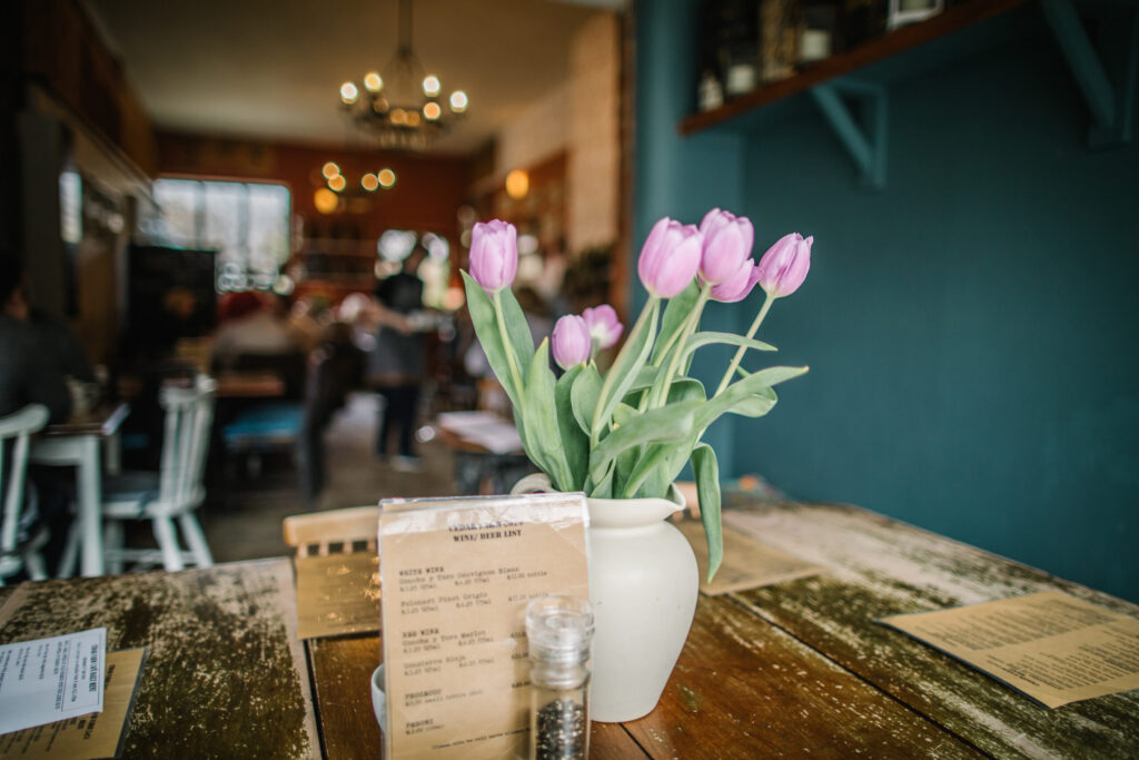 The Café - Roberts & Co